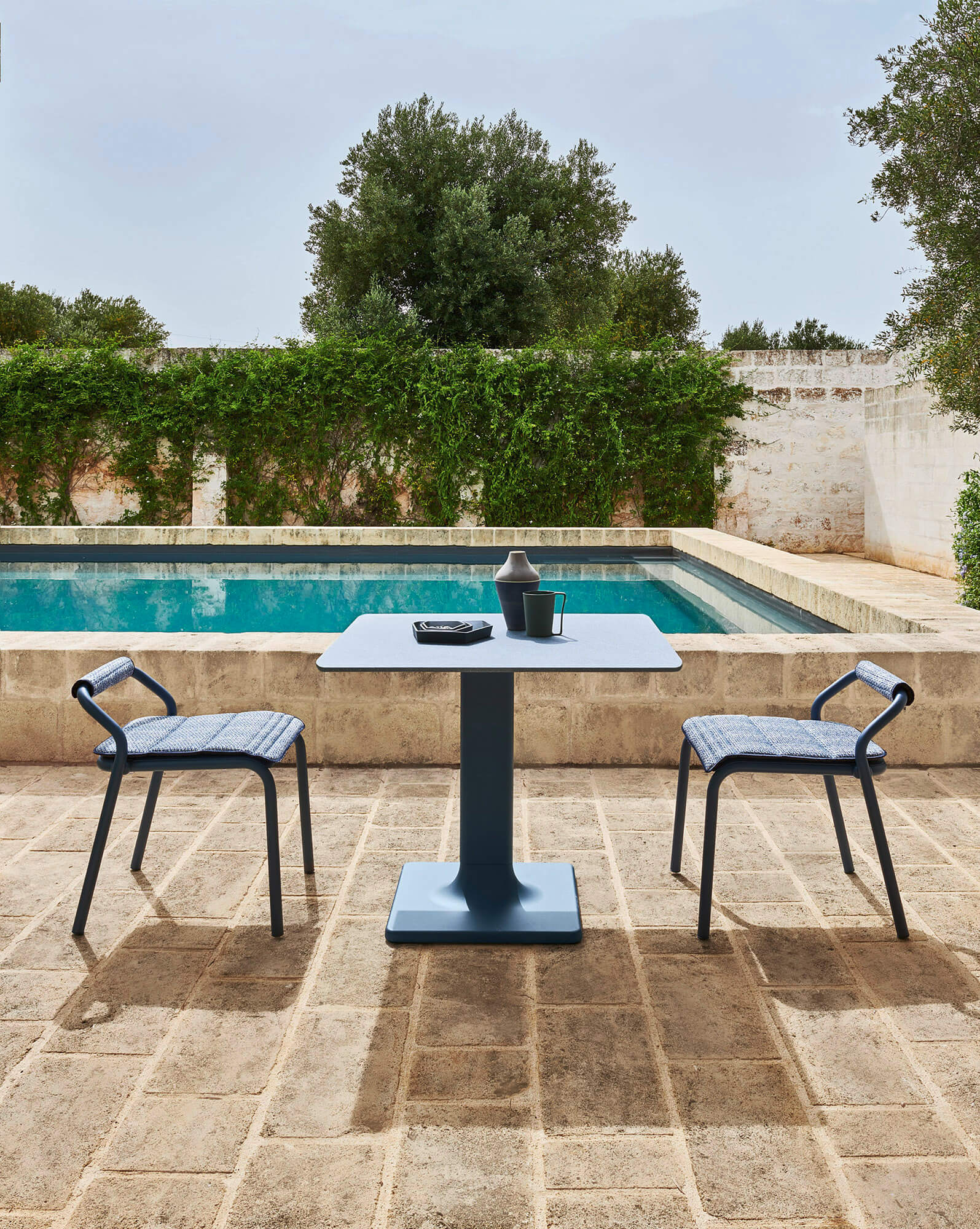 OUTDOOR CERAMIC TABLE – Casaire