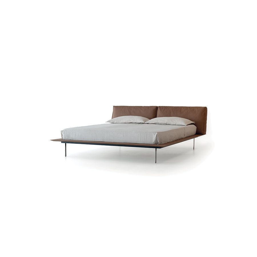 Vogue Leather Bed – Casaire